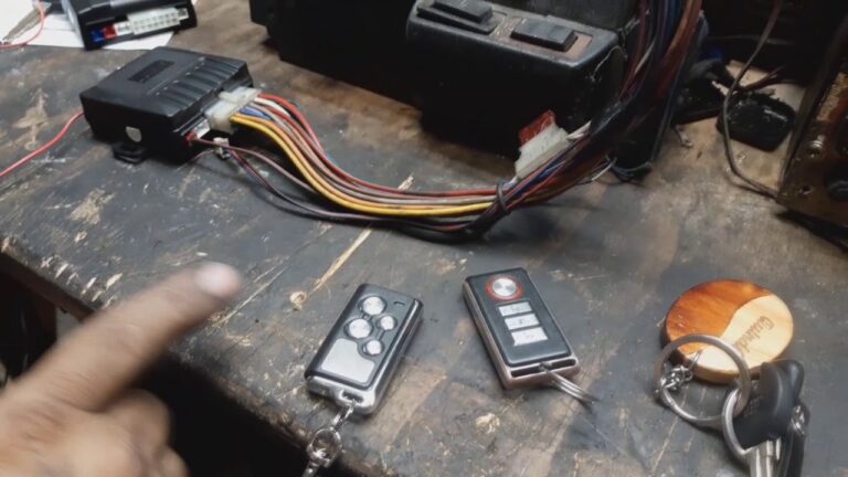 Cómo configurar una alarma de carro ultra - Mundowin