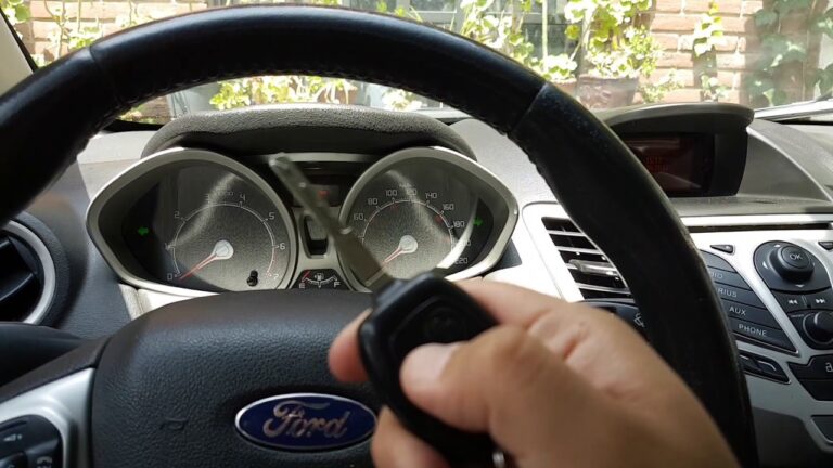 How to set up a Ford Fiesta key - Mundowin